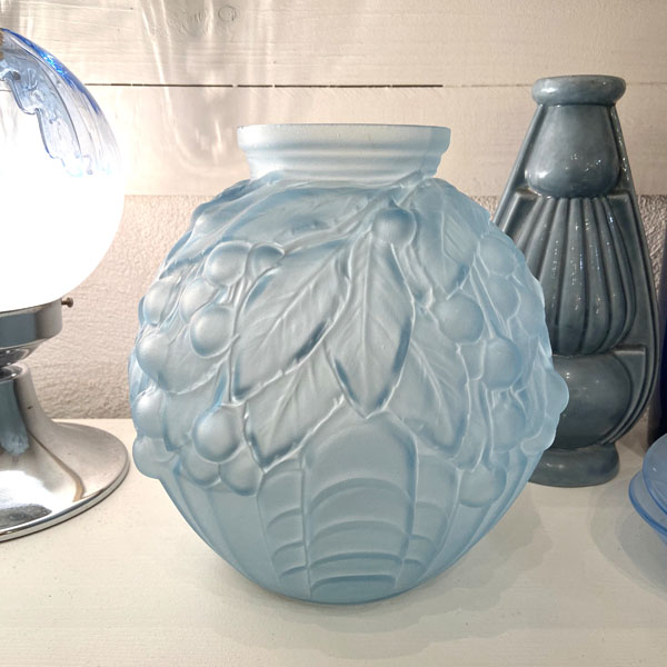 Vase boule Art Déco bleu - Brocante et Déco Chic Vase boule Art Déco bleu - Brocante et Déco Chic